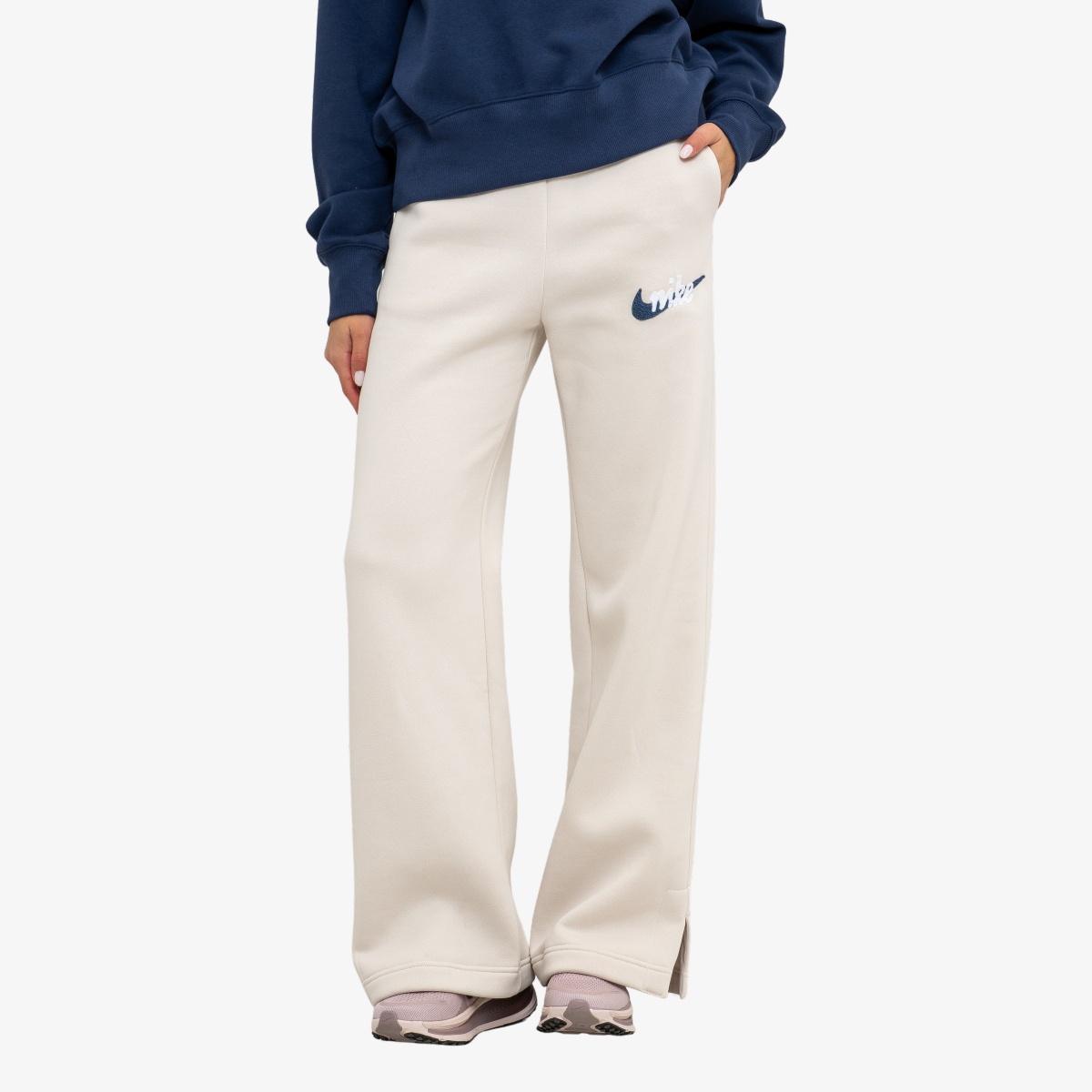 Tepláky a kalhoty – Sportovní styl pro každý den | Sport Vision